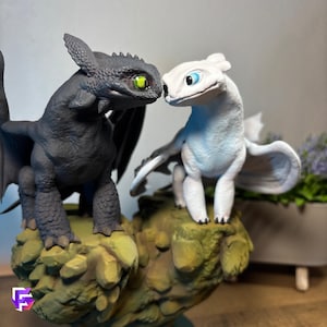 Toothless and Light Fury Statue | How to Train Your Dragon | Fantasy ...