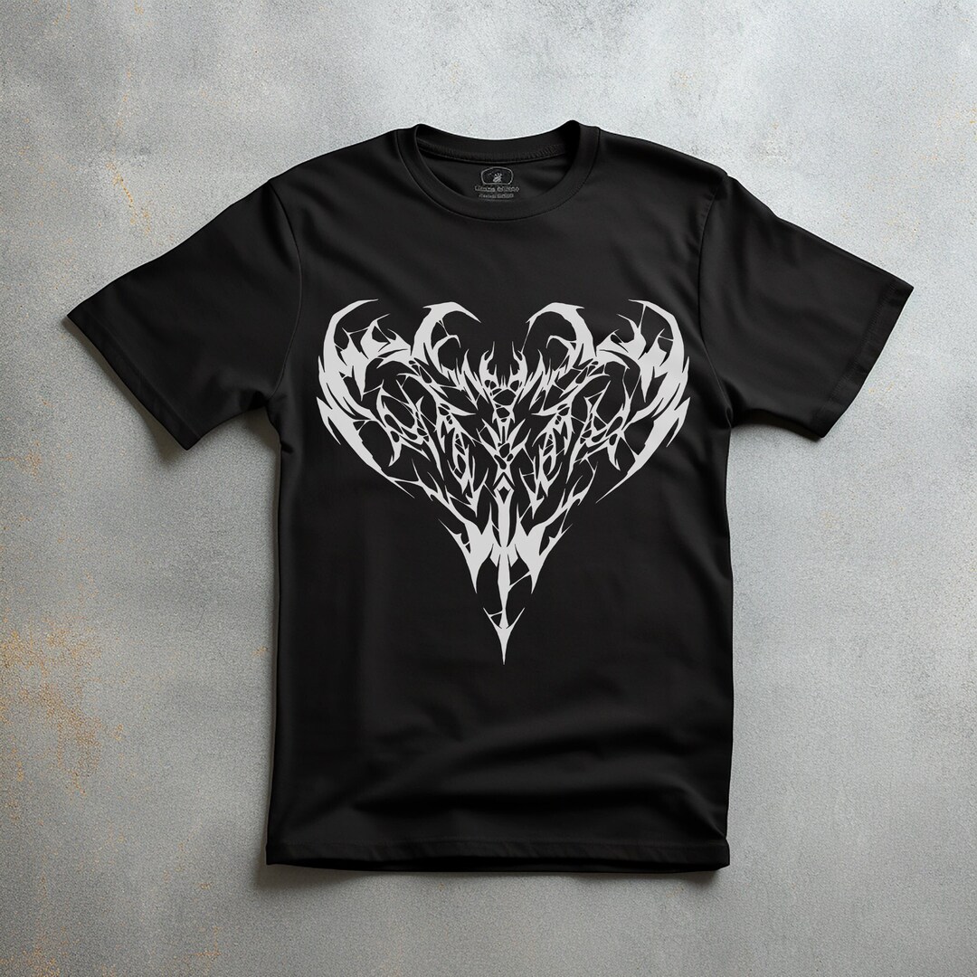 Gothic Heart T-shirt | Trad Goth Clothes | Gothic Clothes | Dark ...