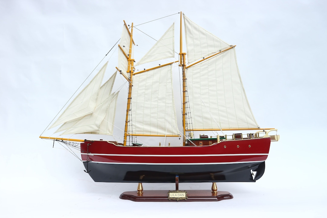 LILA DAN Ship Model / Handmade / Compass Models - Etsy