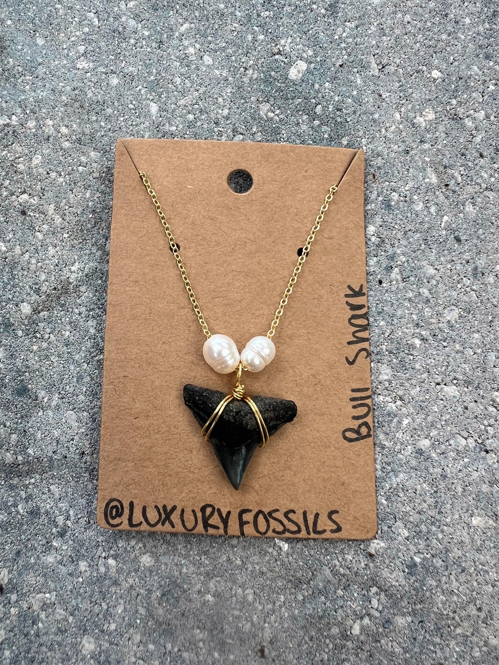 Pearl & Sharks Tooth Necklace - Etsy