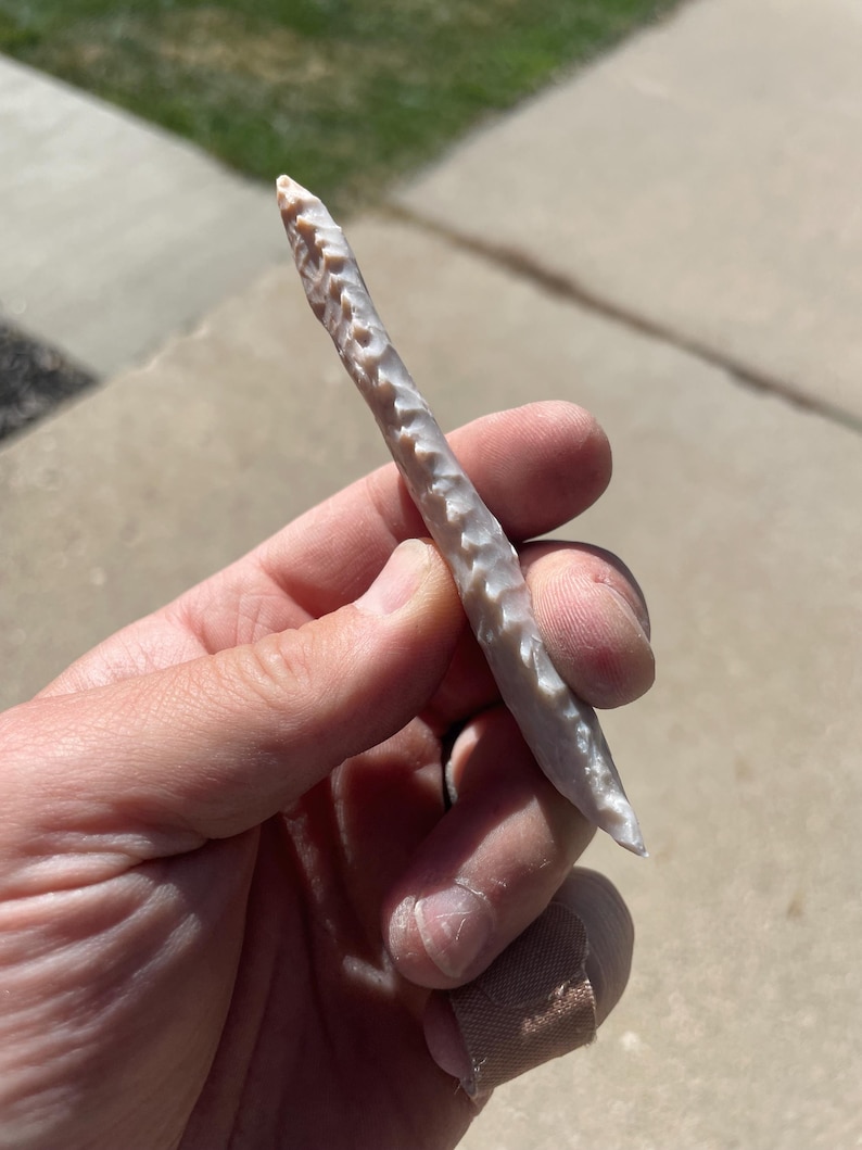 Arrowhead Point Dalton Serrated - Stone Arrowhead - Flintknapped ...