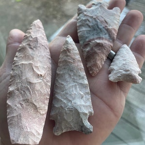 Lot of 8 Arrowheads - Lot of Arrowhead Points - Stone Arrowheads ...