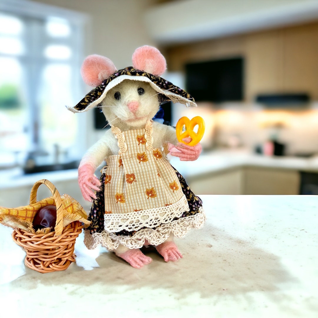 Needle Felted Mouse, Bianca, Birthday Present, Felt Mouse, Eco Toy, Art ...