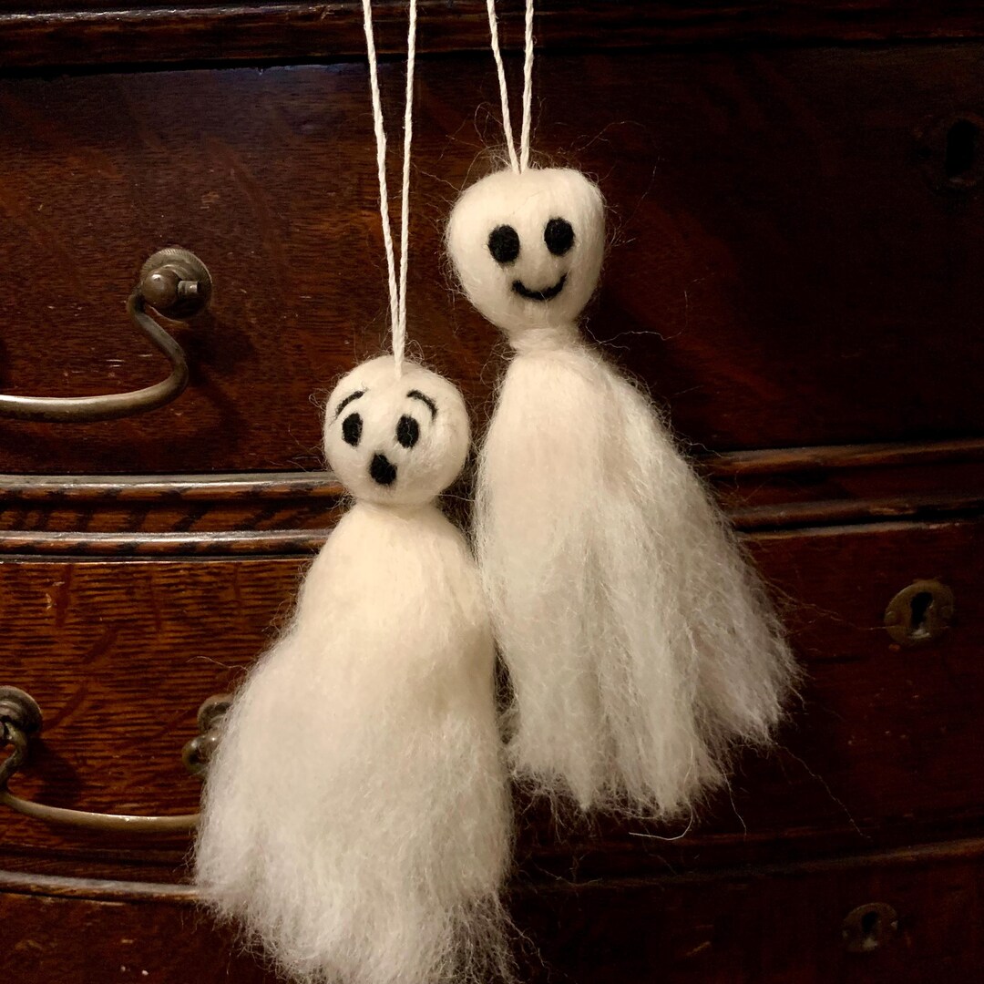 Needle Felted Ghost – Handmade Wool Halloween Decor, Spooky Cute ...