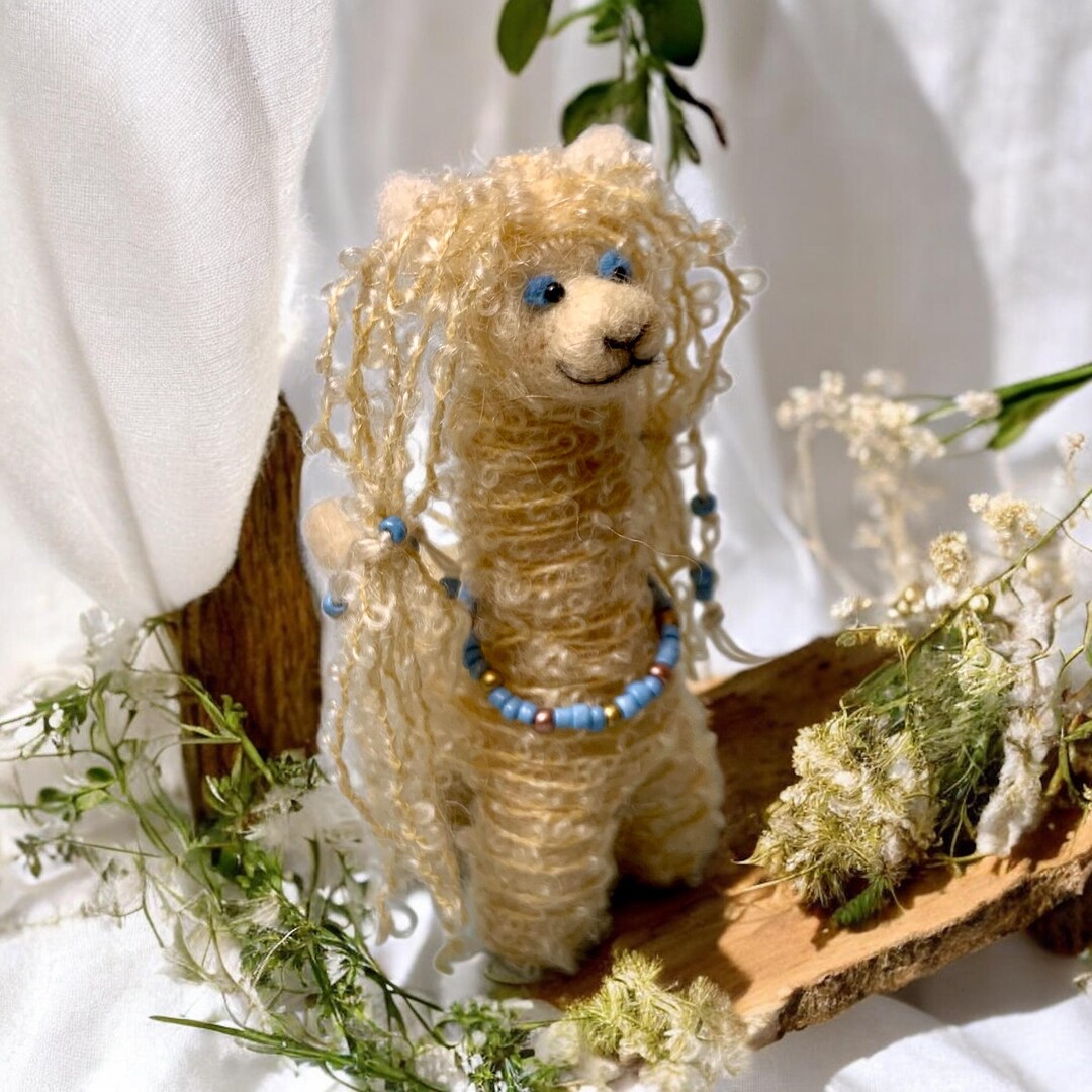 Needle Felted Alpaca Figurine: Handmade Wool Soft Sculpture - Etsy