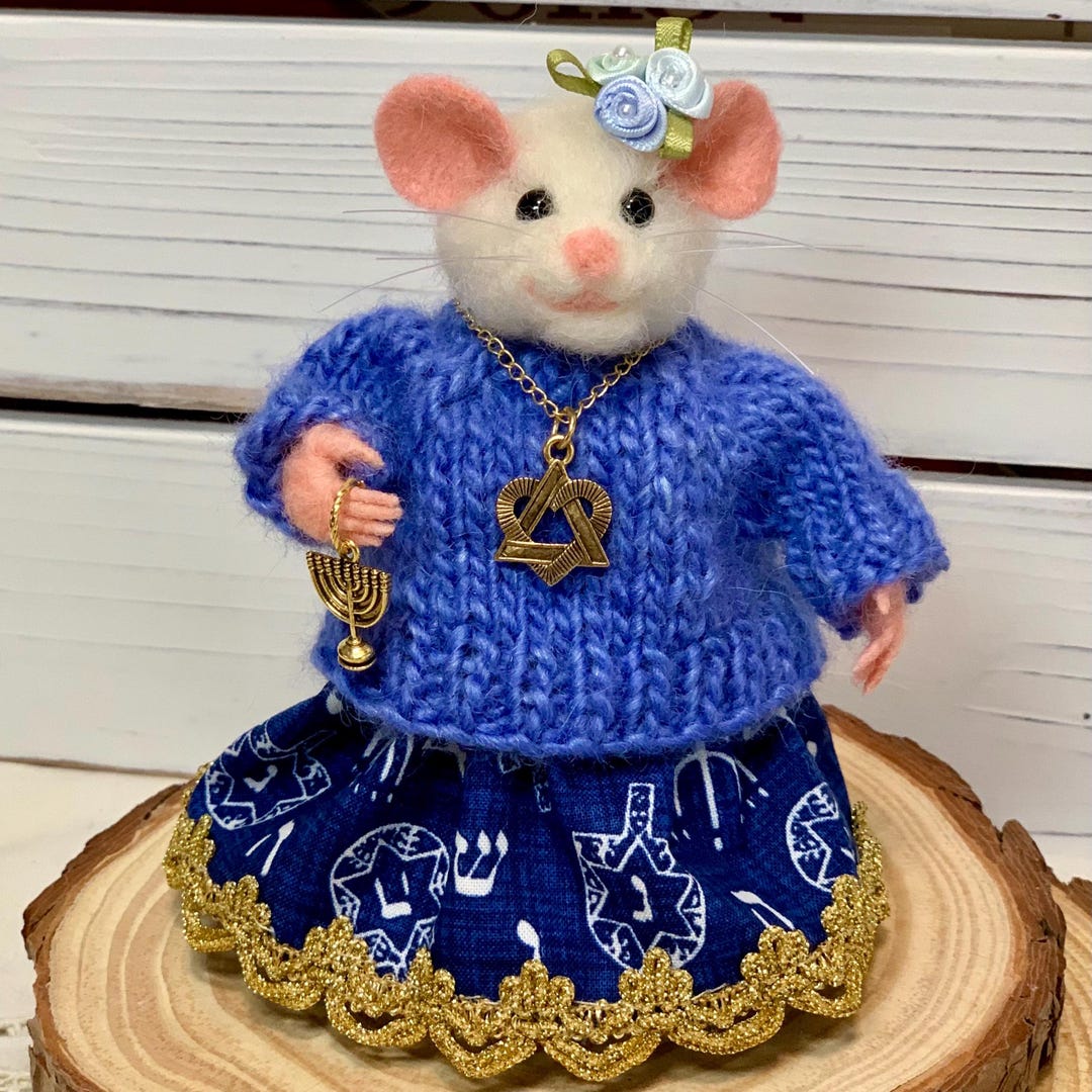 Needle Felted Hanukkah Mouse: Handmade Wool Figurine With Golden ...