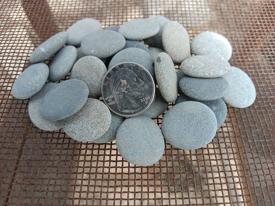 30 1 Inch Small Flat Round Beach Stones Pebbles for Jewelry Drilling ...