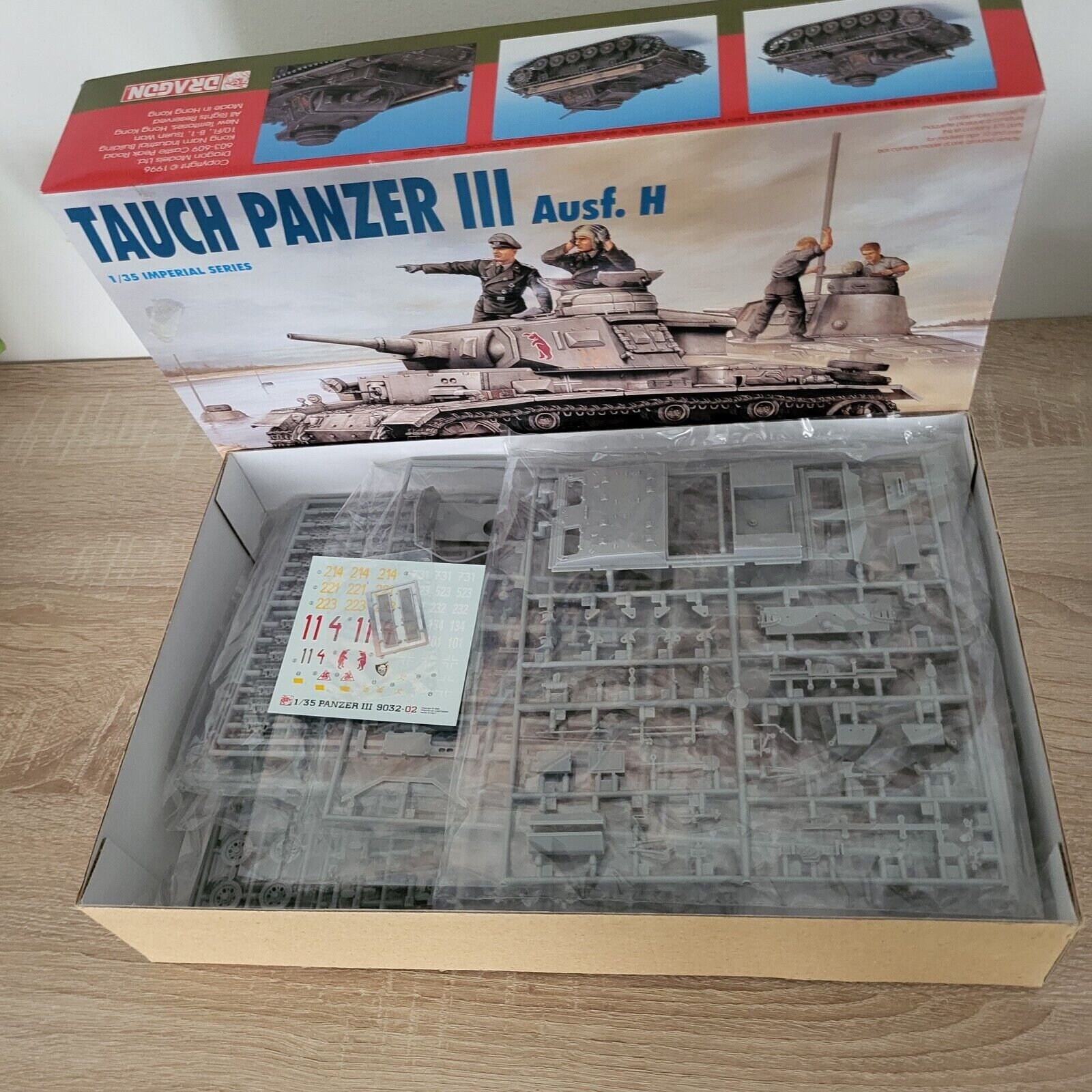 Tauch Panzer III Ausf. H, Dragon 9033 Imperial Series Scale Model Kit 1 ...