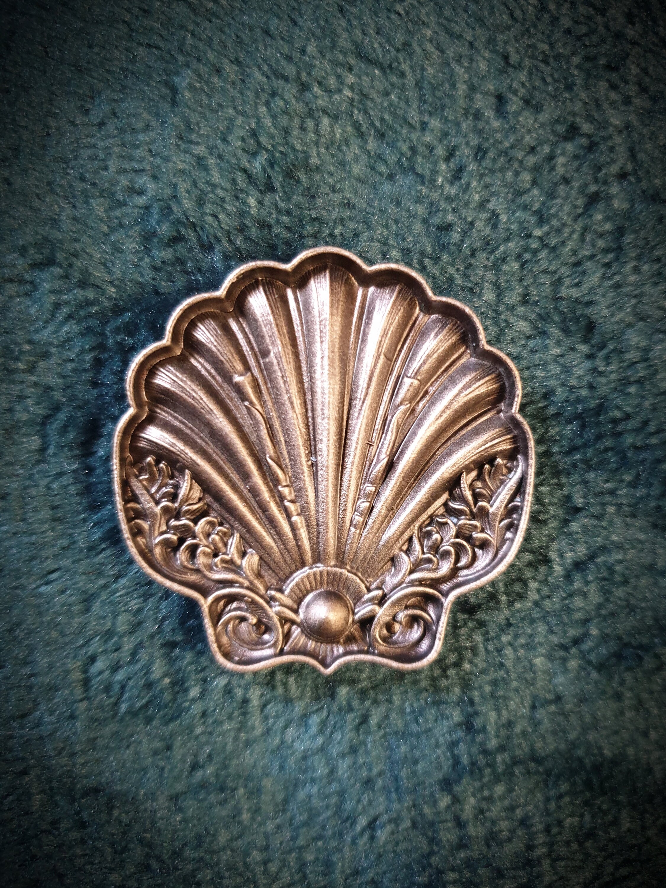 Scallop Shell Pin - Etsy