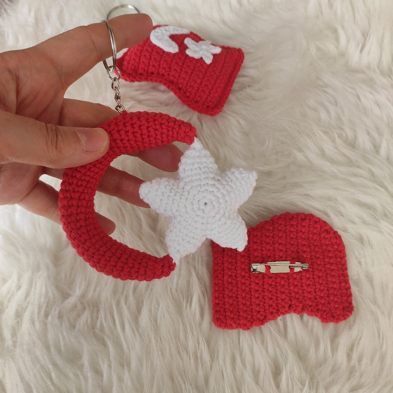 Turkish Flag, Crochet Flag Keychain, Keychain and Brooch Models ...