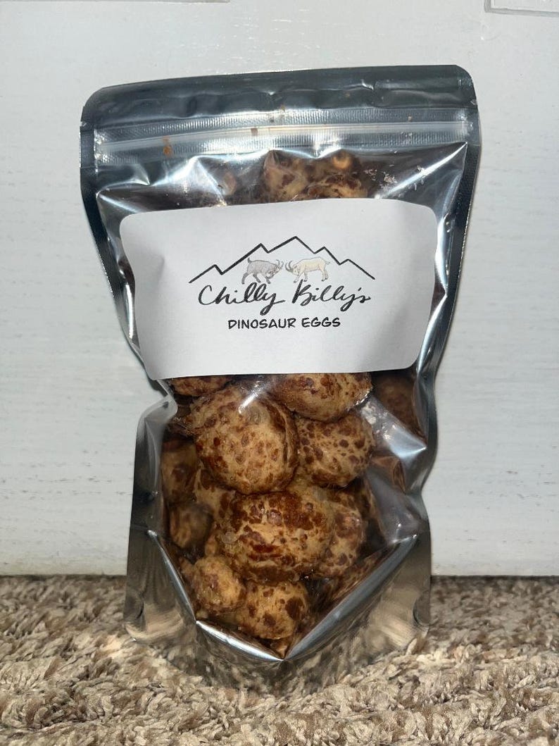 Chilly Billy's Freeze-dried Candy and Snacks. Skittles, Milk Duds ...