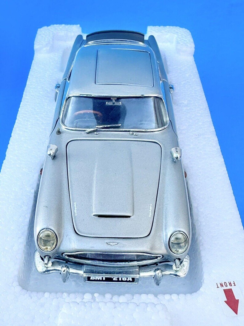 Danbury Mint James Bond 007 Aston Martin DB5 Silver Boxed - Etsy