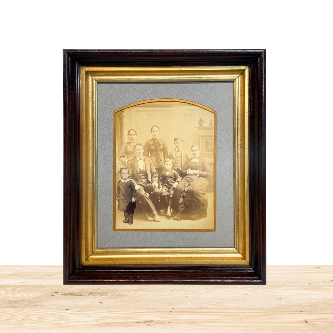 ANTIQUE FAMILY PORTRAIT Framed, Children, ?deceased, Original Solid ...