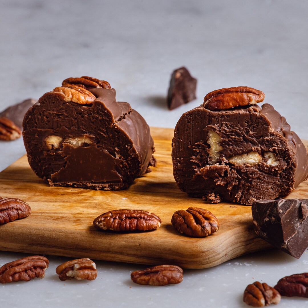 Chocolate Pecan Fudge Box - Etsy UK