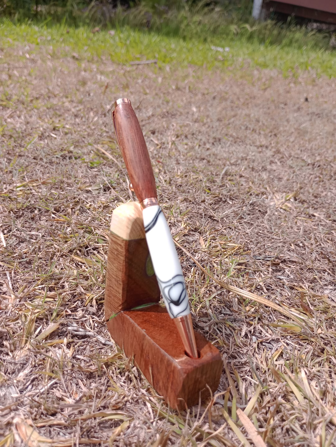 Handmade Wood and Epoxy Pen Flooded Gum Streamline Ballpoint - Etsy