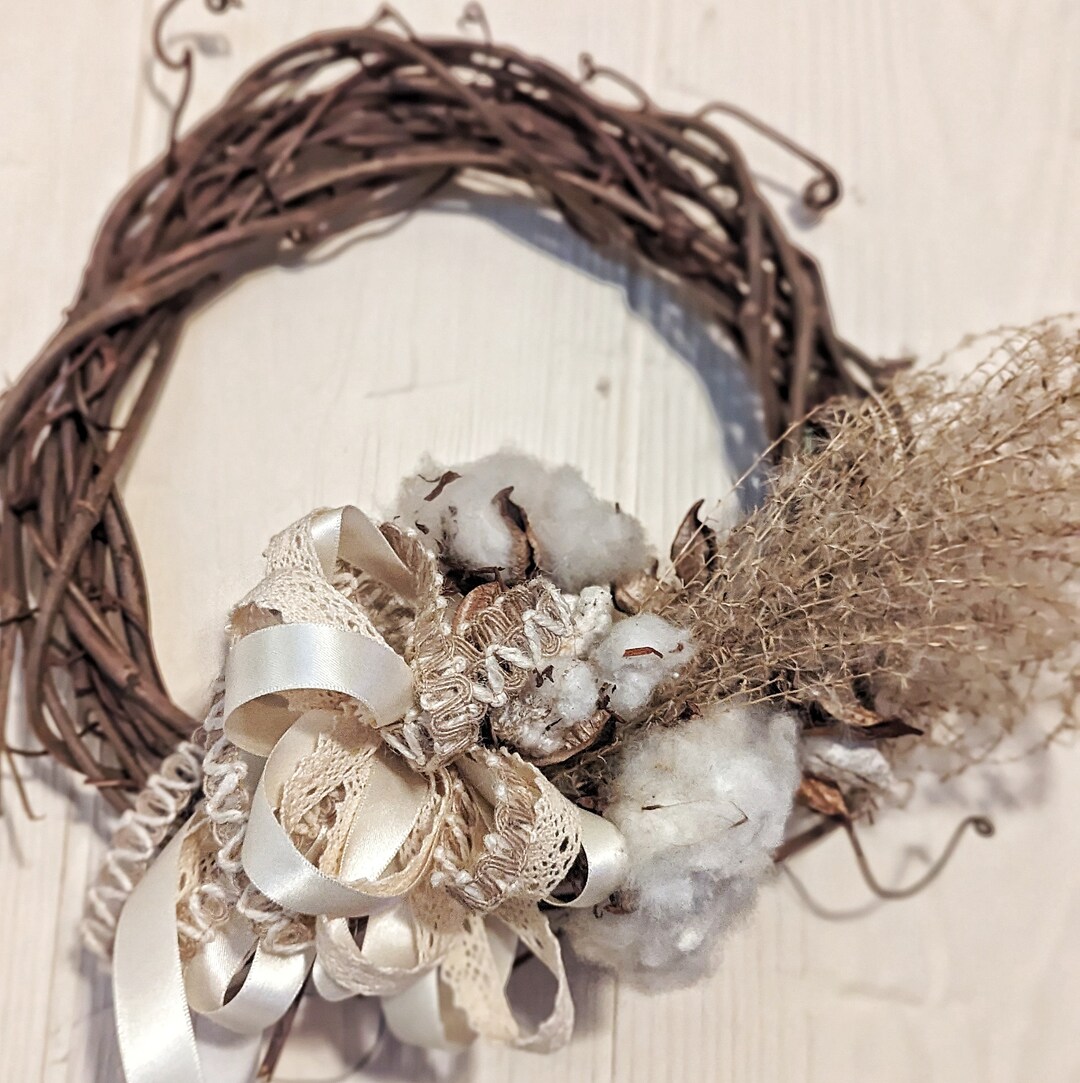 Rustic Grapevine Wreath With Lace and Burlap Bows, Cotton Balls, Pampas ...