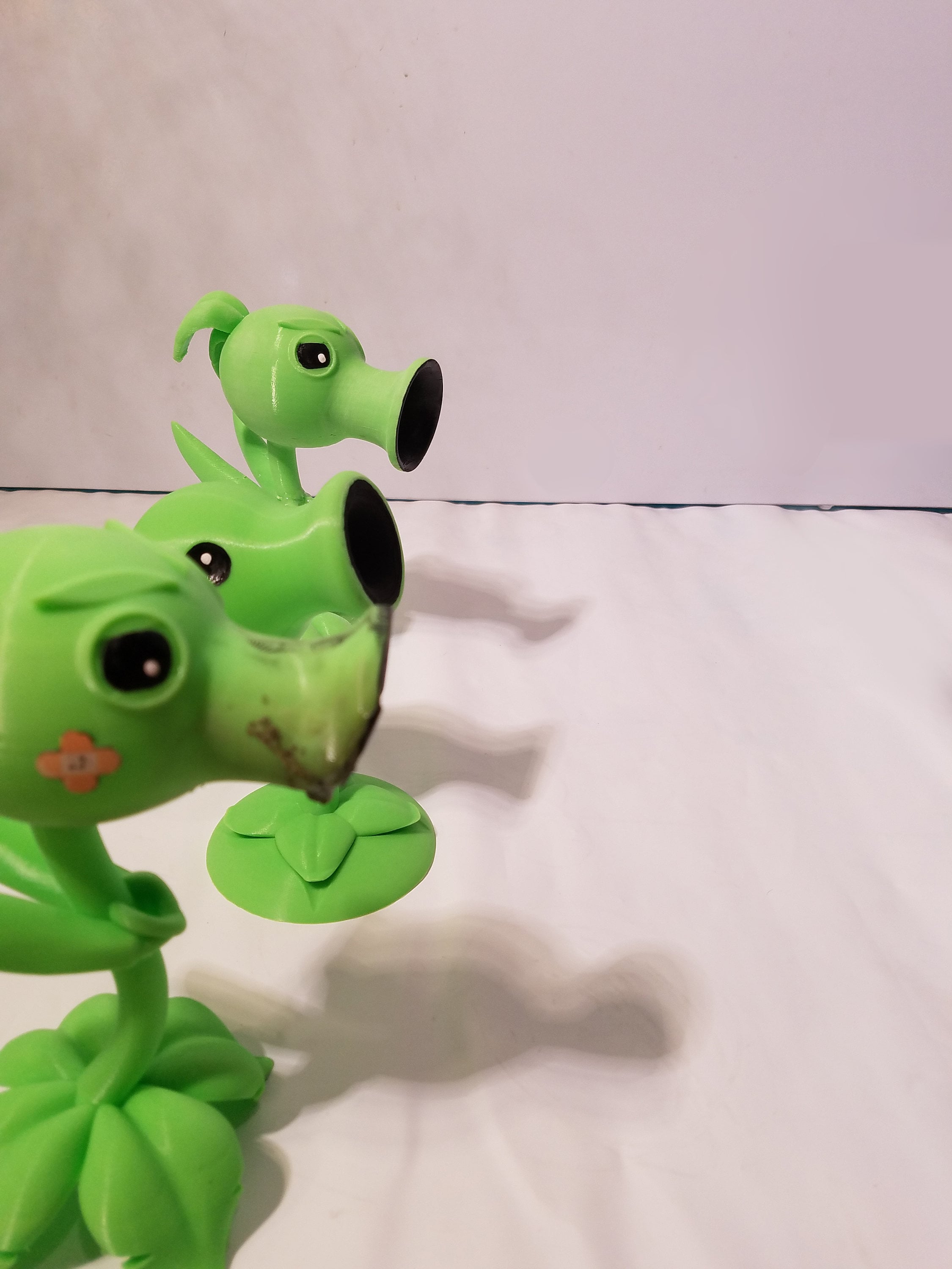 Plants Vs Zombies Pea Shooter Gaming Toy Gift for Him Fun Gift for ...