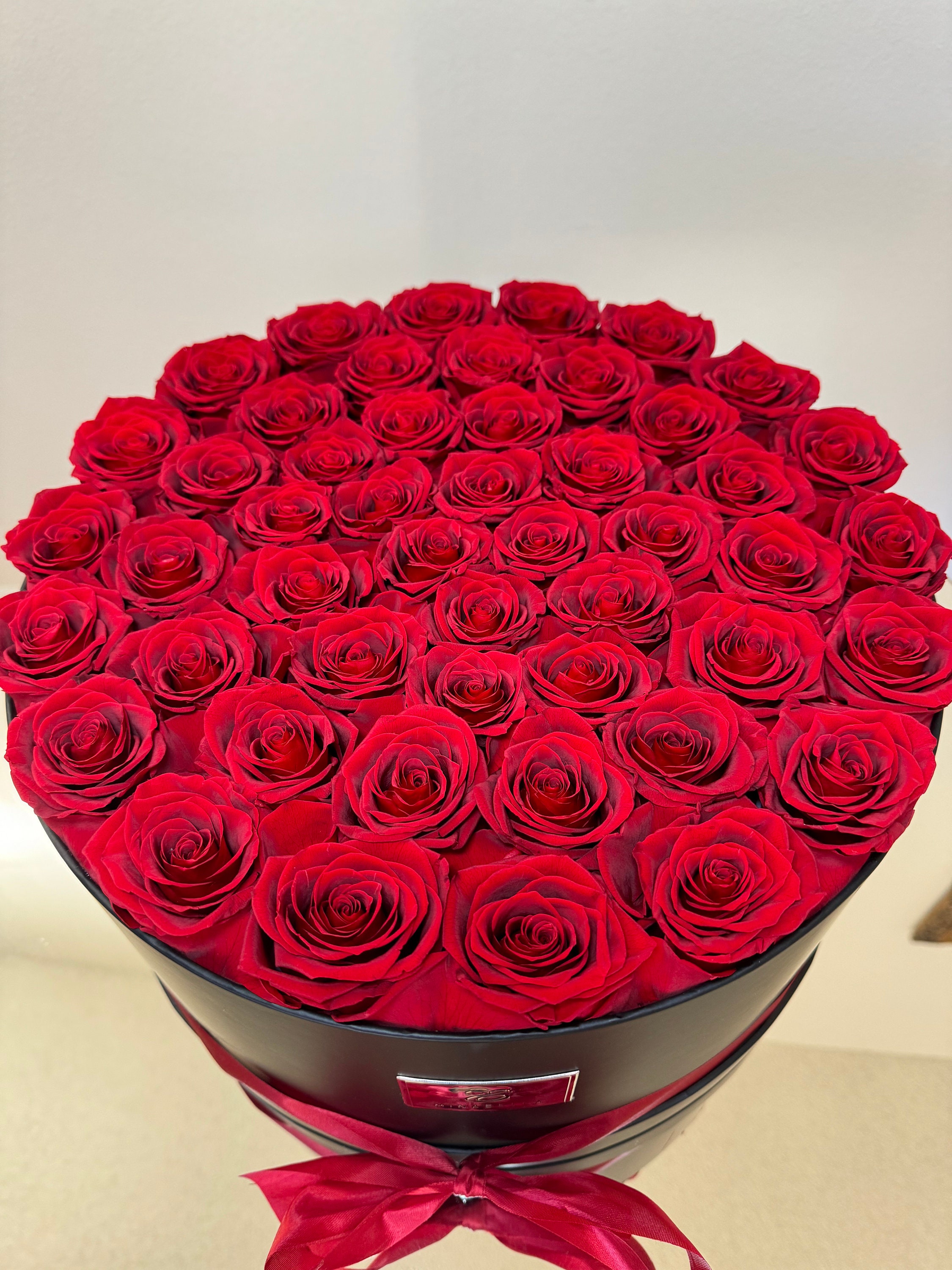 Red Preserved Roses Inside Classic Hatbox - Etsy