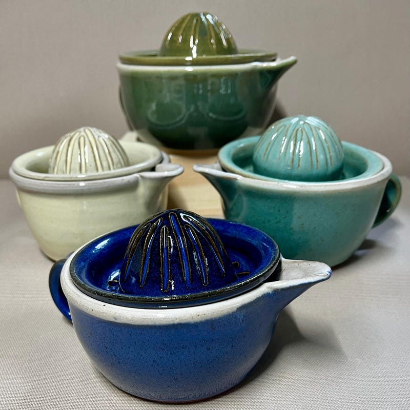Ceramic Juicer Pot - Etsy
