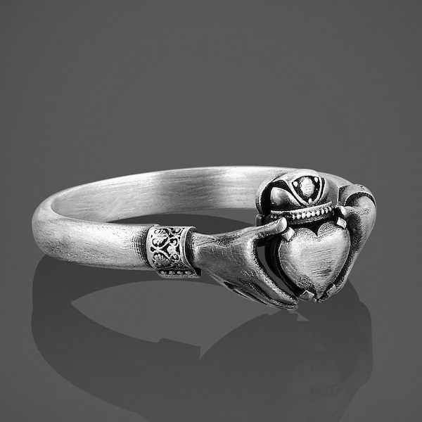 Traditional Claddagh Ring Men - Etsy