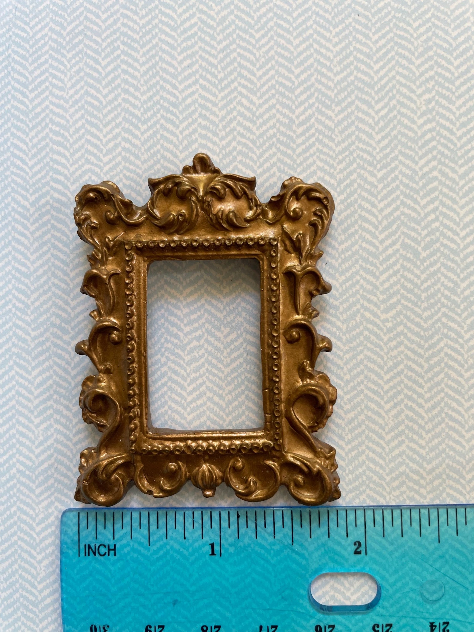 Artisan Dollhouse Miniature Gold Frames: 1/12 Scale Art Frames - Etsy