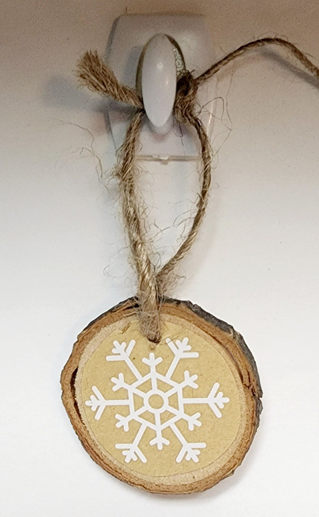 Custom Wood Slice Snowflake Tan White - Etsy