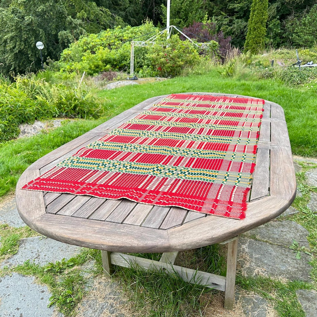 Vintage Handwoven Scandinavian Table Runner – Overshot Weave Folk Art ...