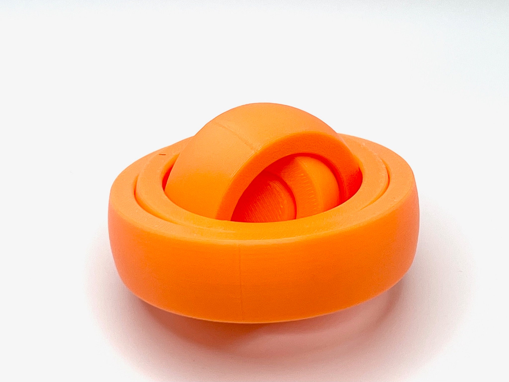 Interlock Spinner: 3D Rotating Ring Fidget Toy for Stress Relief ...