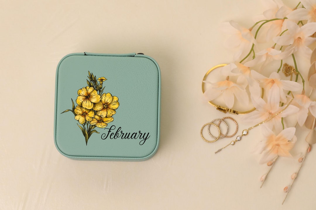 Personalized Birth Flower Travel Jewelry Box, Engraved Jewelry Case - Etsy