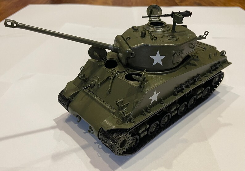 M4A3 'easy Eight' Sherman American WWII Tank Pro Built 1/35 Scale Model ...
