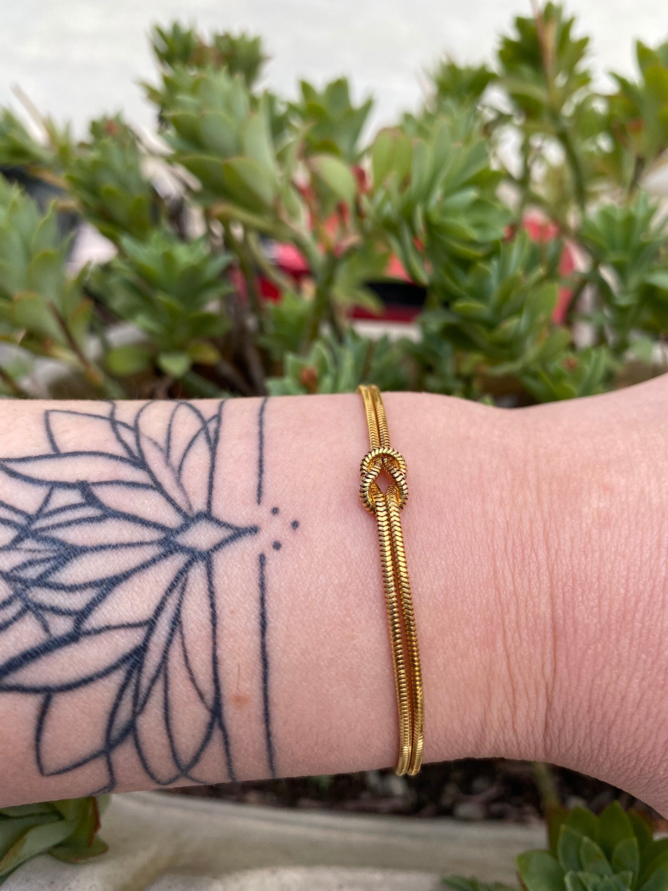 Knot Bracelet, Symbol of Love and Unity Bracelet, Matching Knot ...