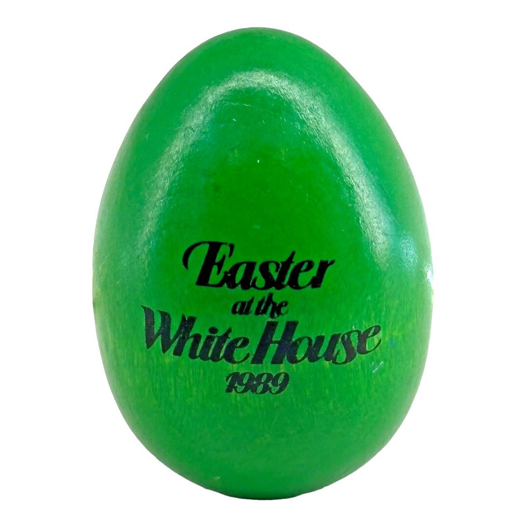 1989 White House Easter Egg Roll Wooden Green George Bush Jodie Mudd ...