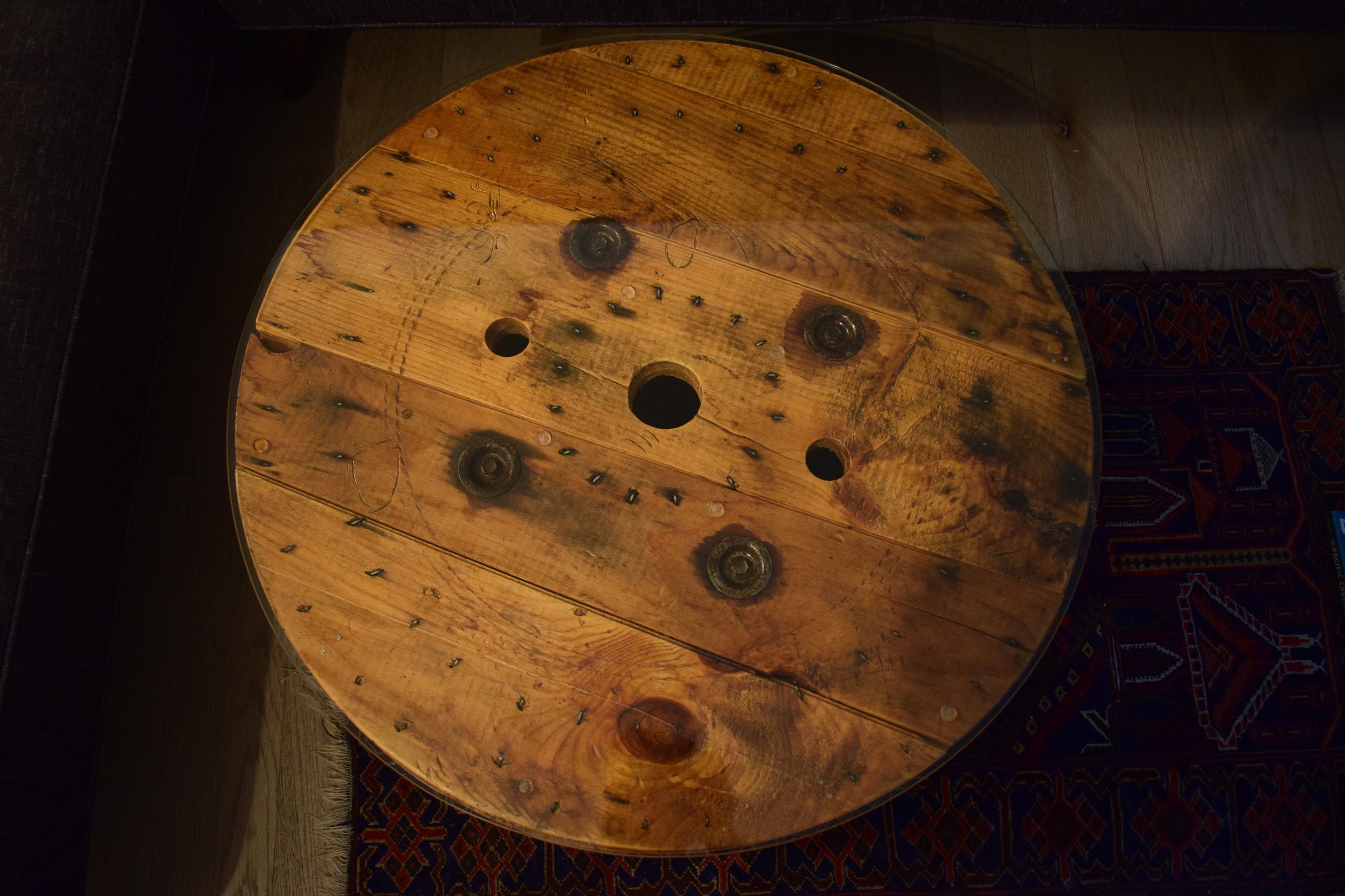 Rustic Wooden Spool Coffee Table / Bookshelf - Etsy