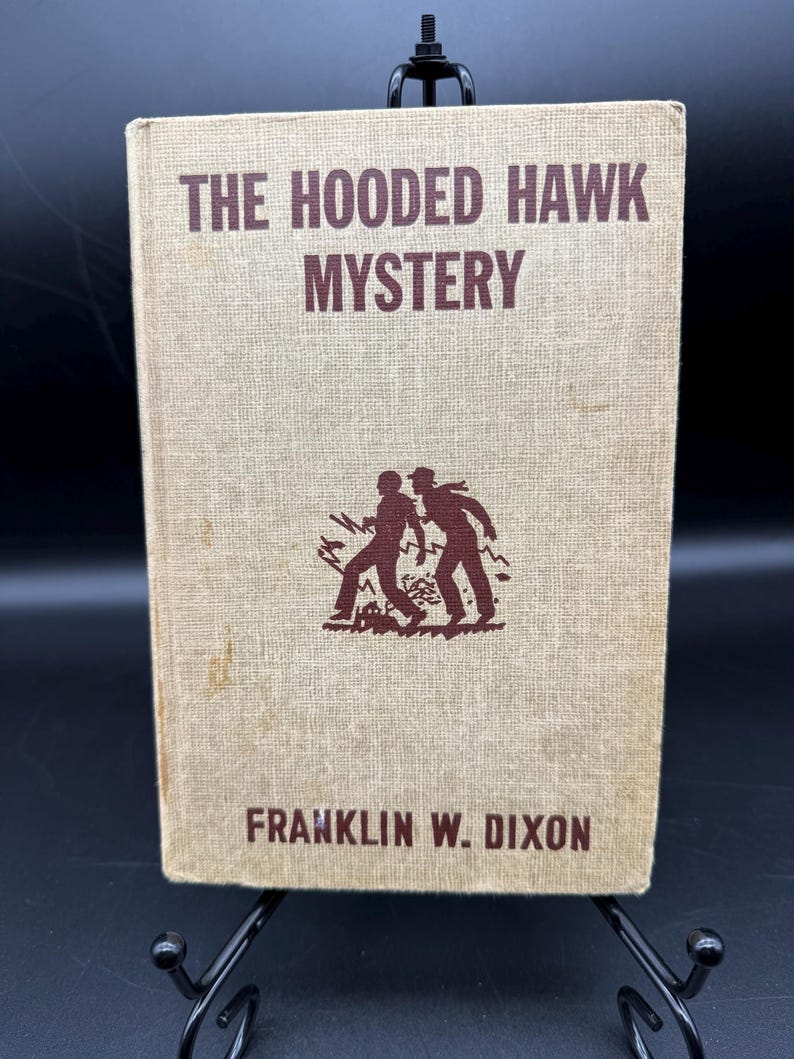 Hardy Boys Mystery Books: Yellow Feather, Hooded Hawk, Ghost at ...