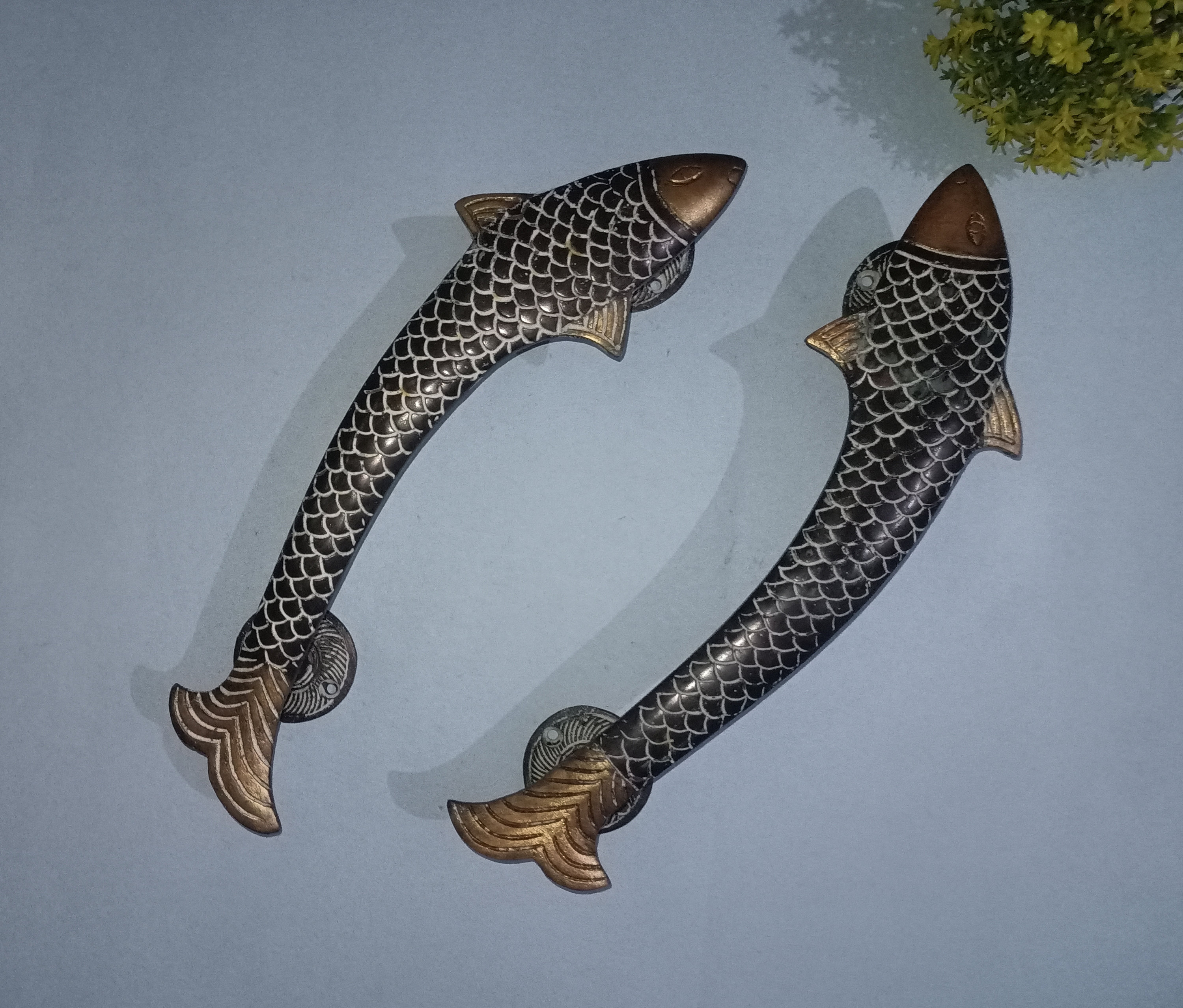 Curved Fish Design Entry Door Handle Pair Brass Trout Fish Shape Door Puller Modular Kitchen ...