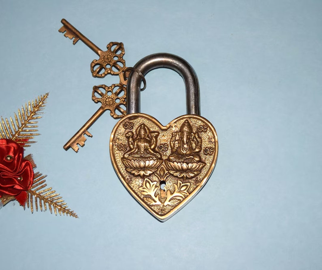 Hindu God Heart Shape Door Lock With 02 Keys Brass Ganesha and Lakshmi ...