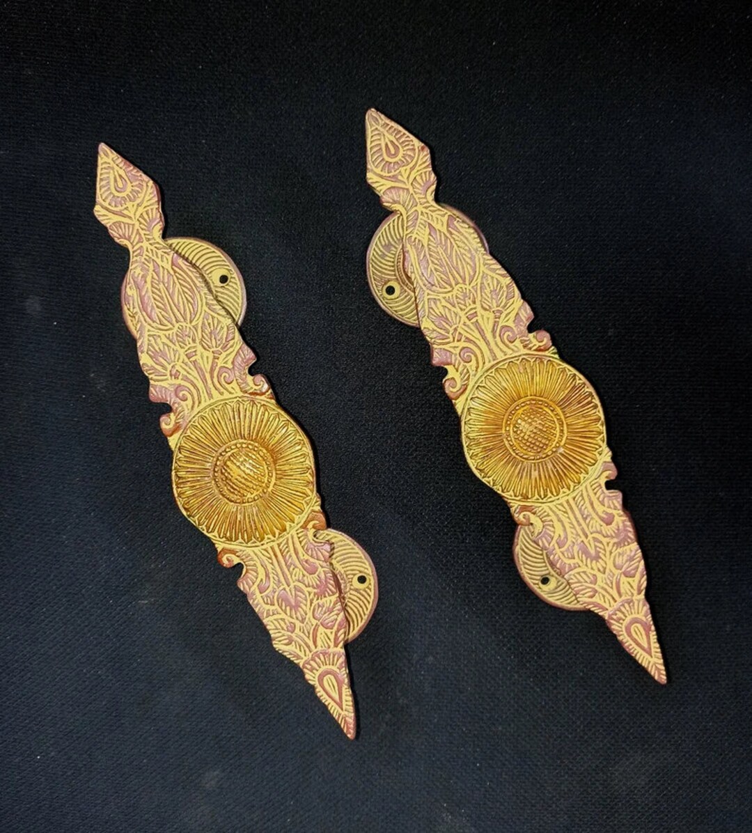8.8 Inches Coneflower Design Door Handle Pair Brass Round Base Engraved ...