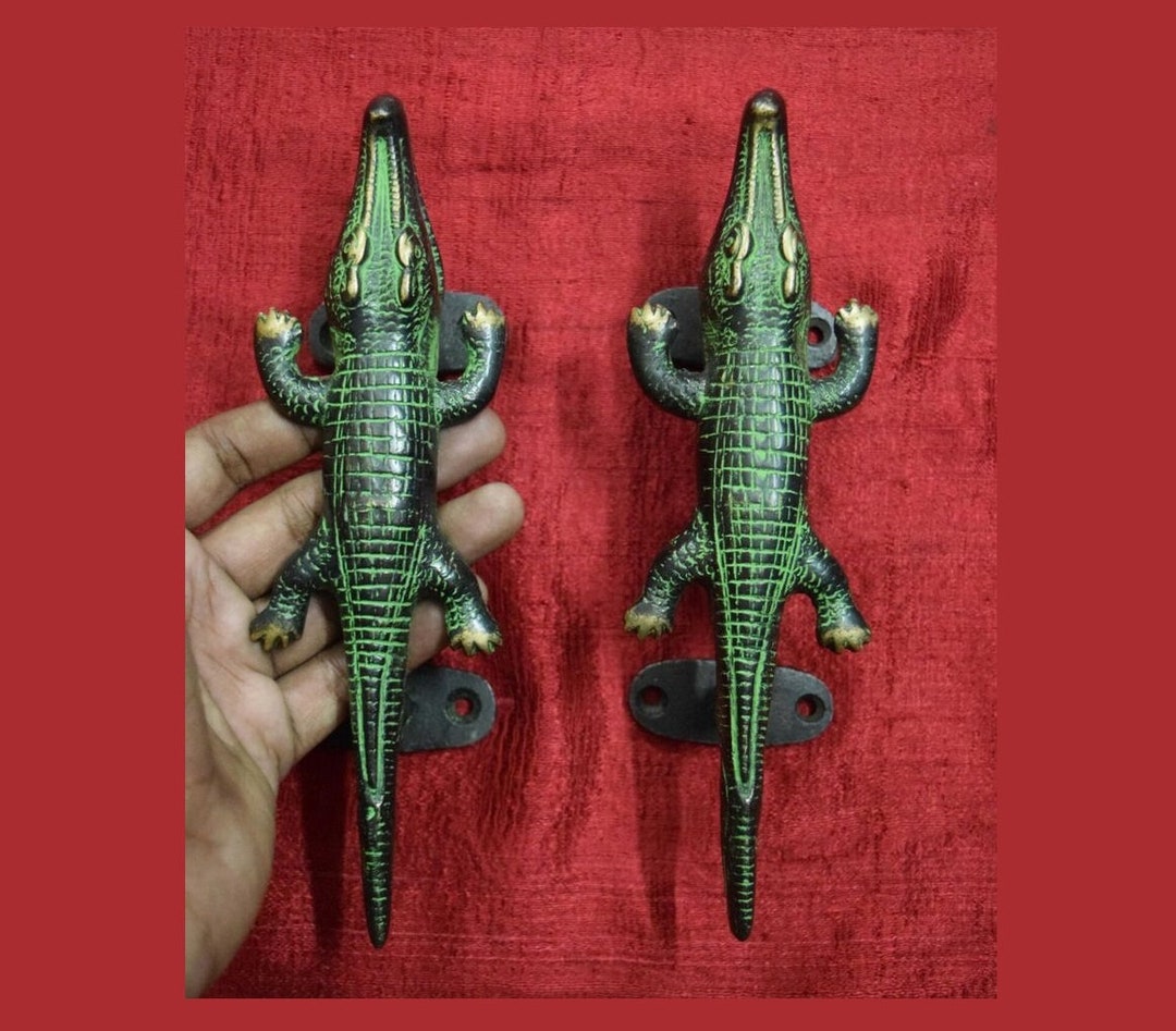 Reptile Group Theme Gateway Door Handle Pair Brass Crocodile Design ...