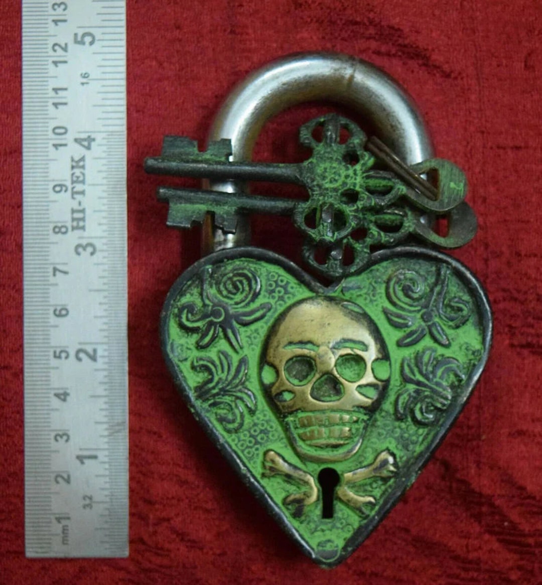 Heart Shape Door Lock With 02 Keys Brass Skull Face Design Door Safety ...