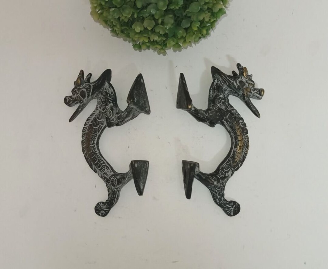 Traditional Dragon Design Wardrobe Pull Set Unique Creative Brass Door ...