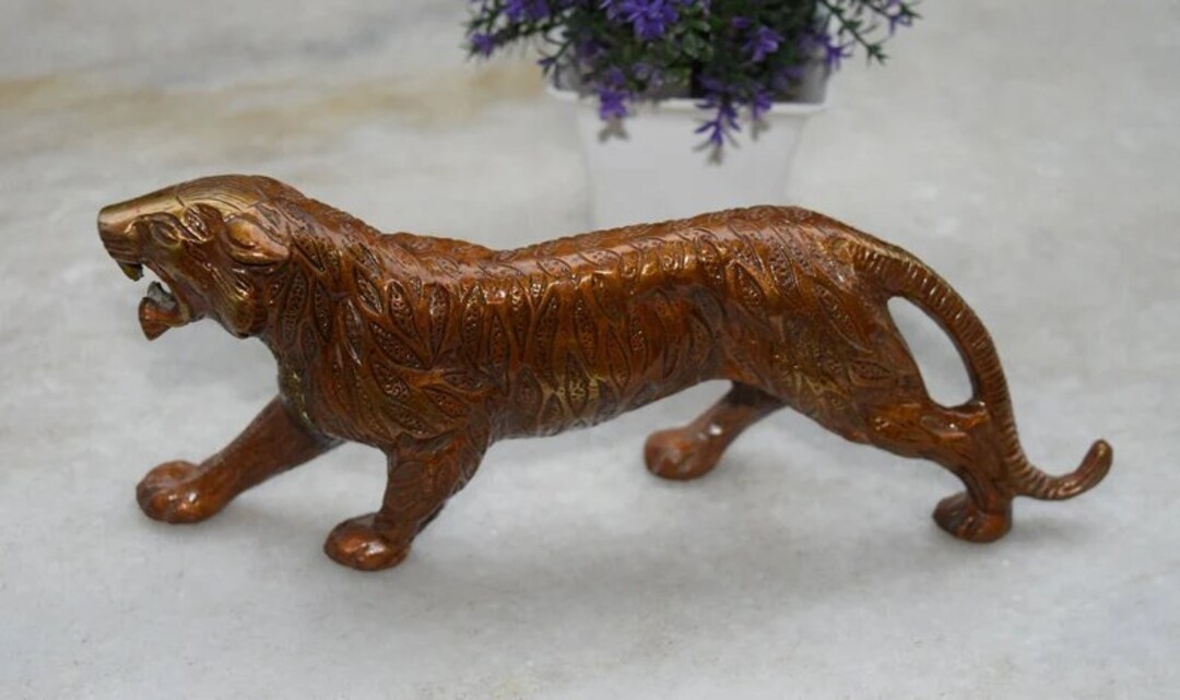 Brass Big Cat Inspired Statue Leaping Tiger Idols Table Showpiece ...