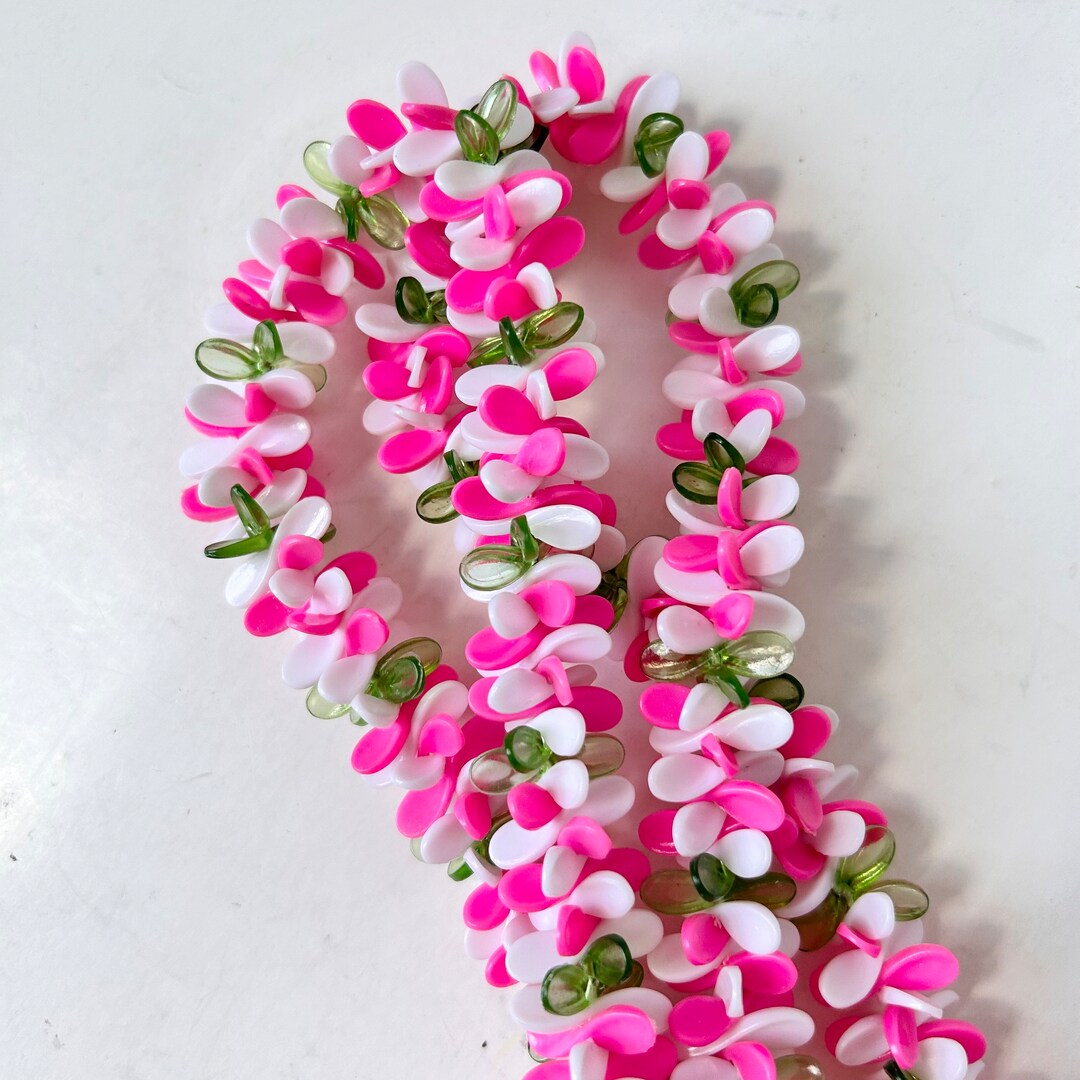 Lei Luau Vintage Plastic Beaded Flower Necklace - Etsy