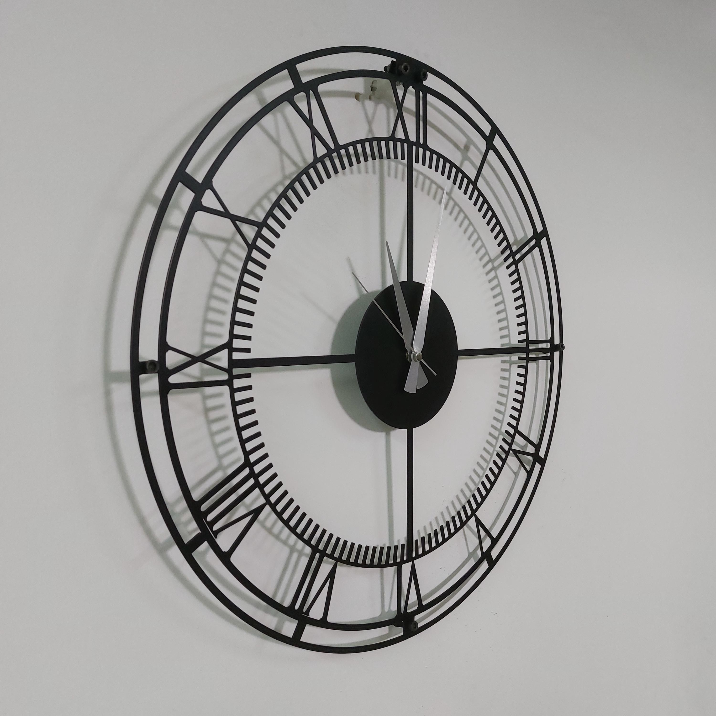 Black Roman Round Decorative Metal Wall Clock,metal Wall Clock With ...