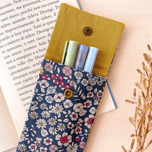 Blue Flowers Pencil Case, Floral Flat Pen Pouch, Pencils Bag, Aesthetic ...