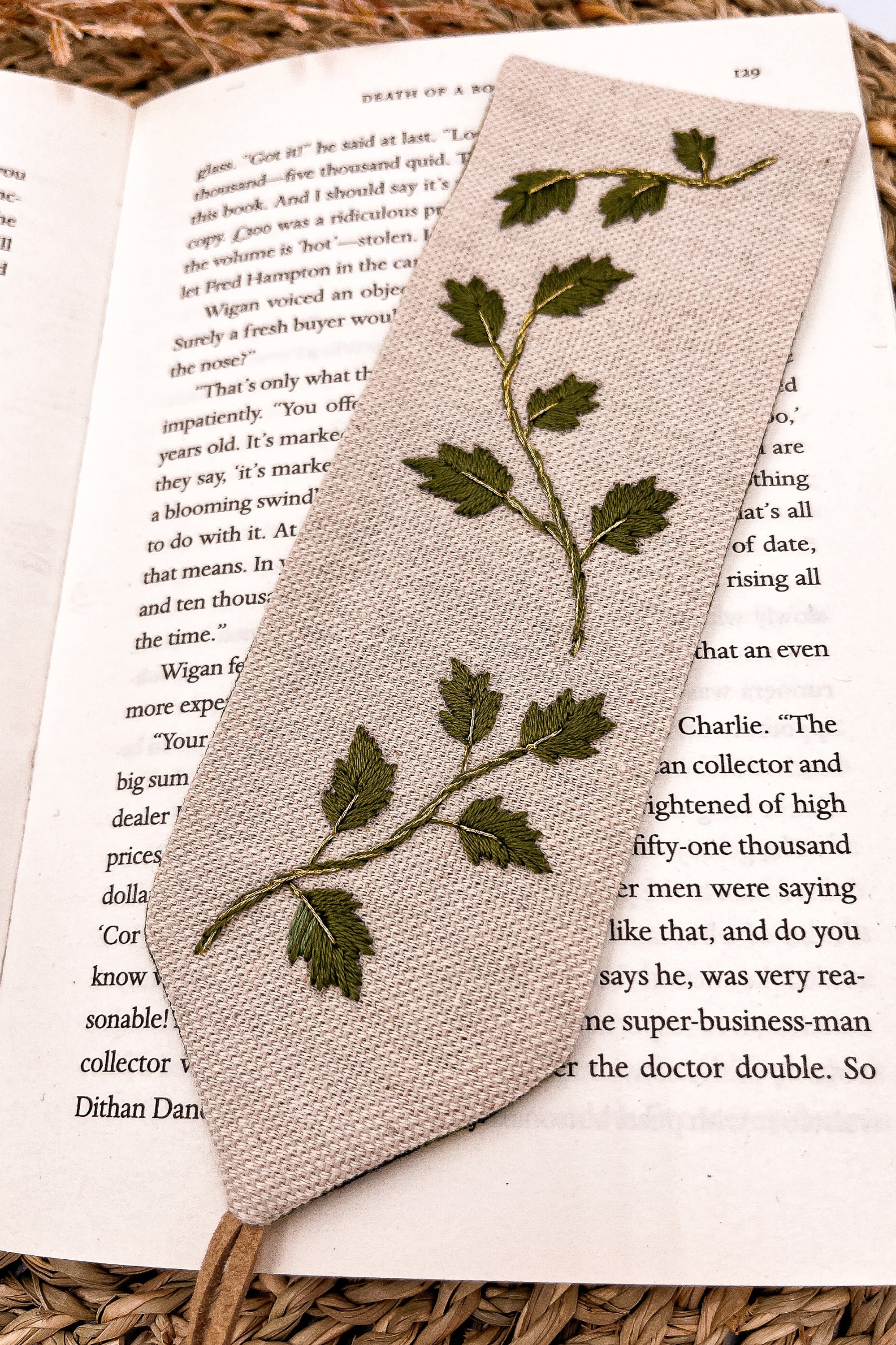 Embroidered Bookmark Template A Easy and Step By-step Tutorial to Sew ...