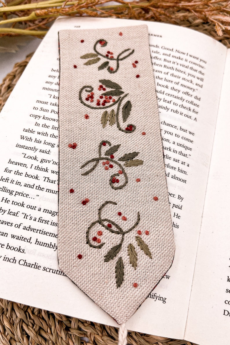 Embroidered Bookmark Template A Easy and Step By-step Tutorial to Sew ...
