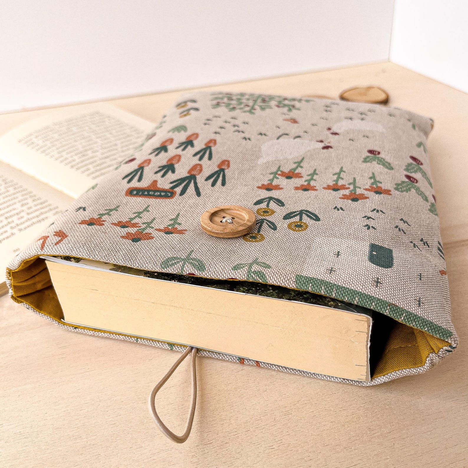 Cottagecore Book Sleeve - Vegetables Book Pouch, Botanical Book Bag ...