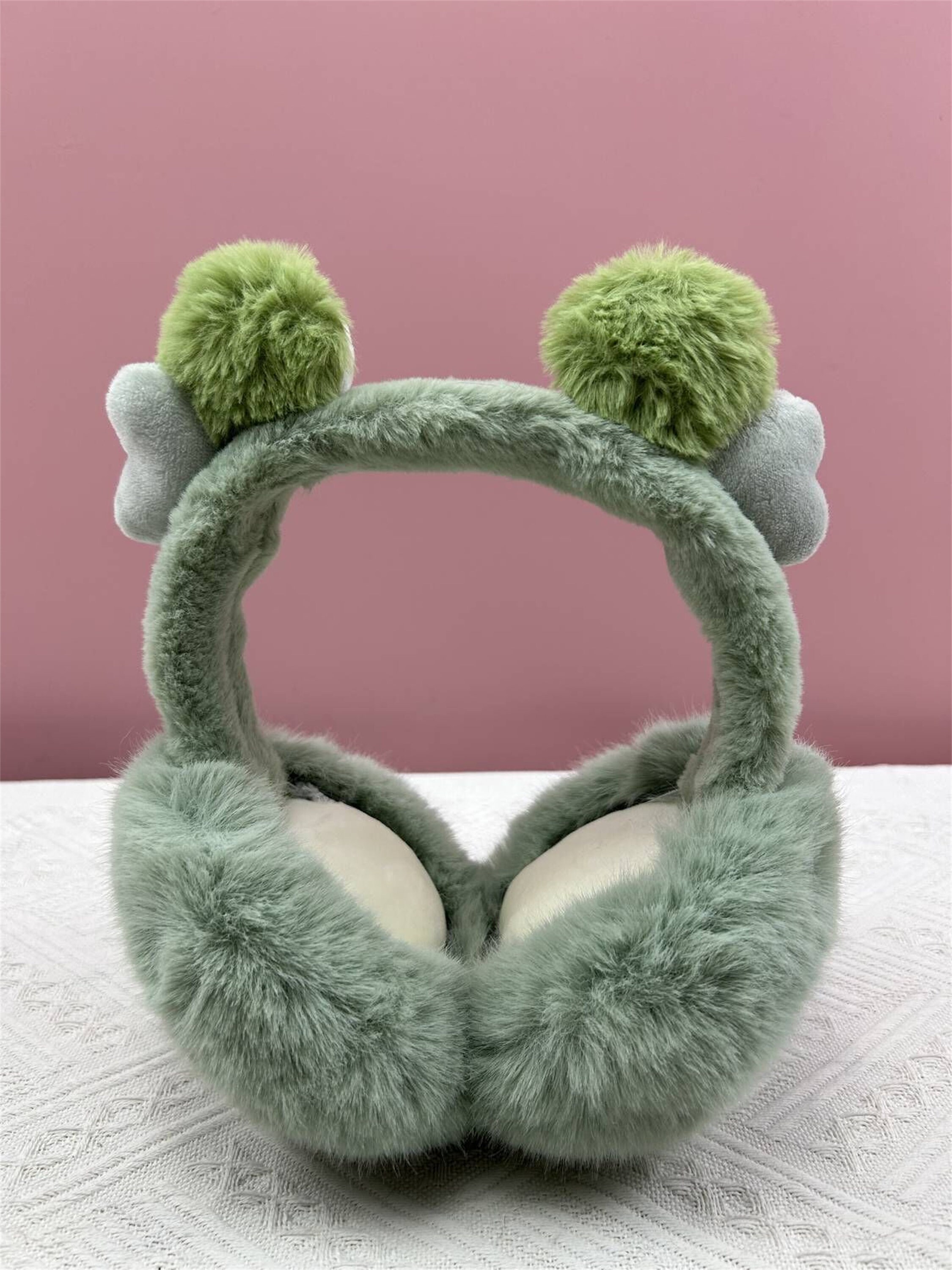 Love Earmuffs Green Big Eyes Earmuffs Quirky Earmuffs Creative Earmuffs ...