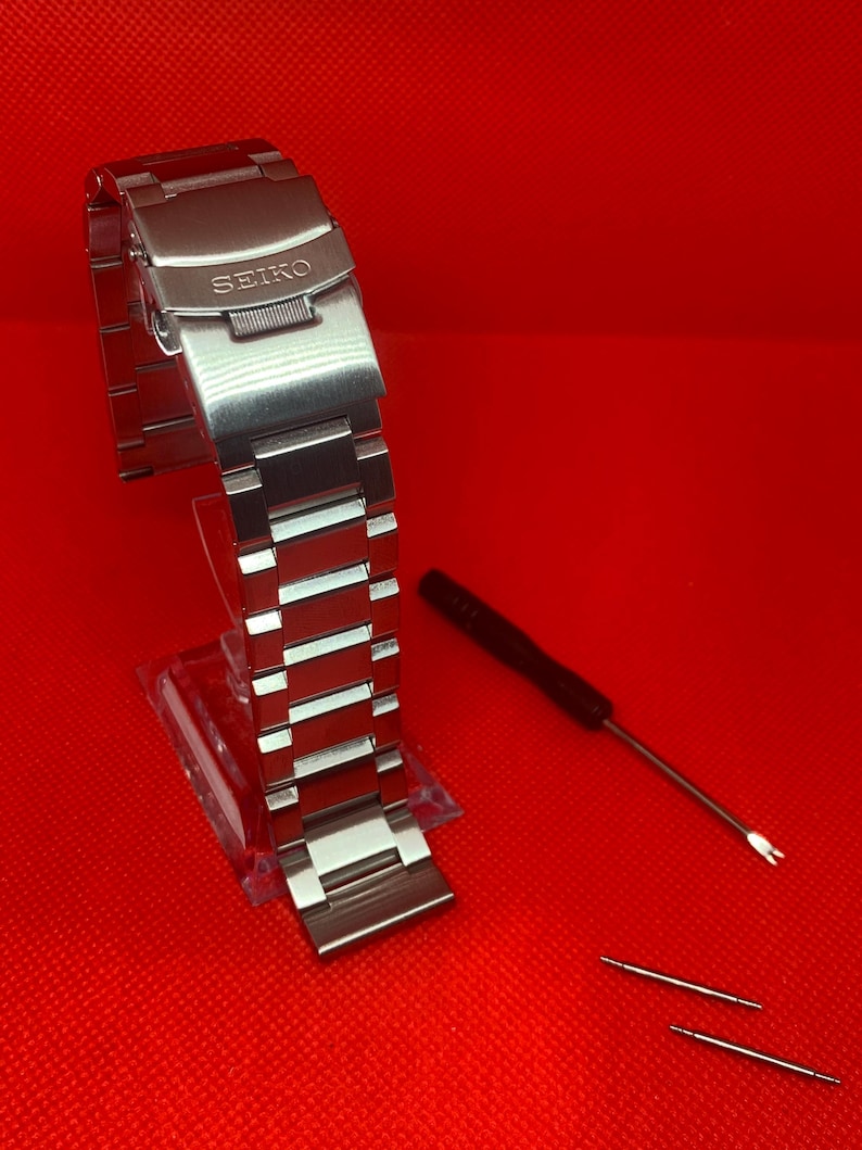 SEIKO Heavy Duty 20mm Watch Strap Bracelet Watch With Straight Lug Ends ...