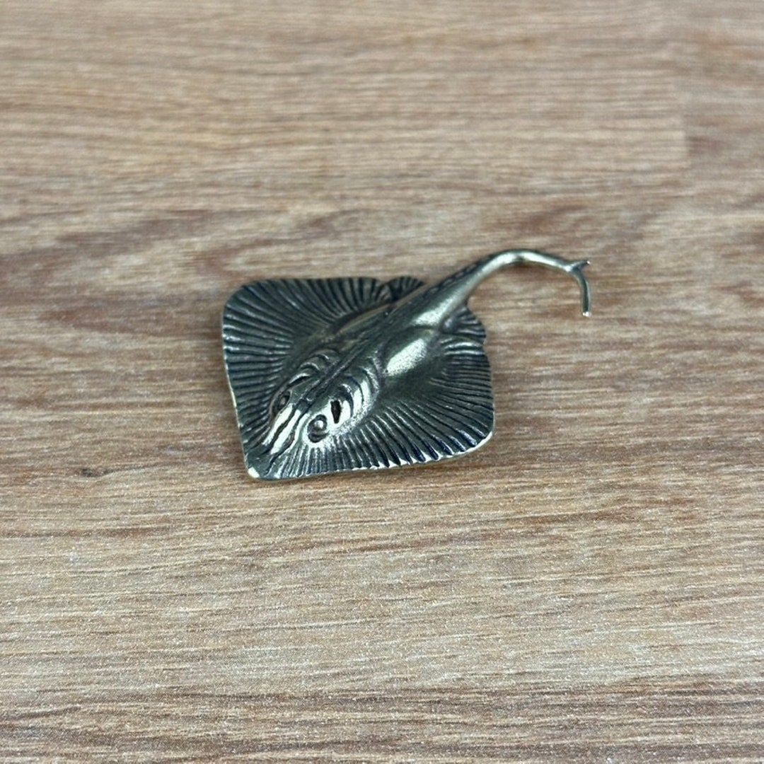 Solid Brass Stingray Fish - Small Ornament Statue - Miniature Figurines ...
